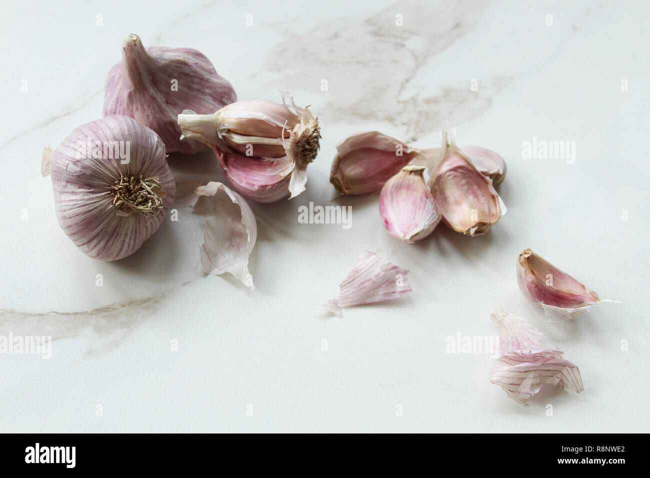 Garlic cloves open garlic hi-res stock photography and images - Alamy