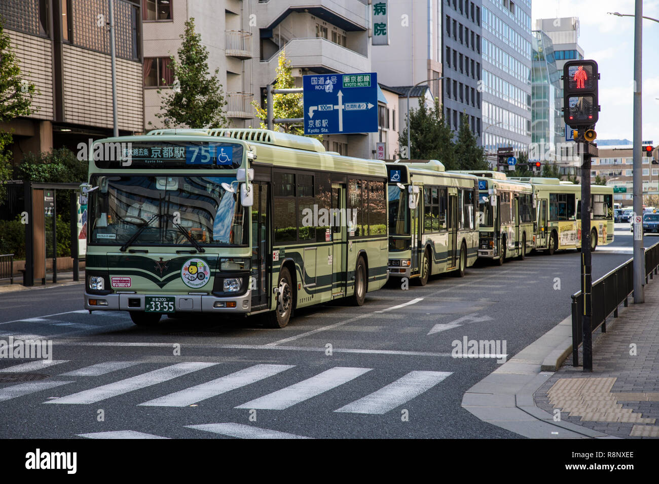 Japanese bus stop hi-res stock photography and images - Alamy