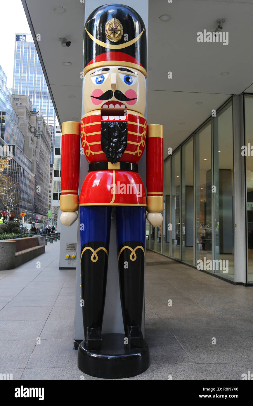 Nutcracker with crown hi-res stock photography and images - Alamy