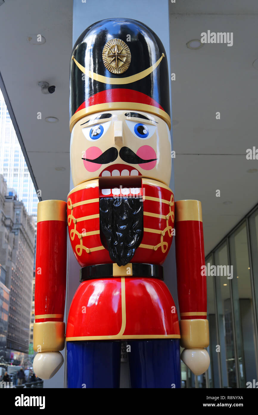 Nutcracker with crown hi-res stock photography and images - Alamy