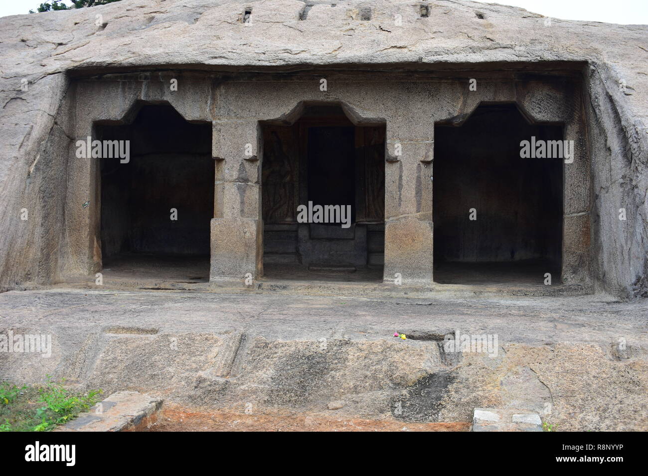 South indian temple mandapam hi-res stock photography and images - Alamy
