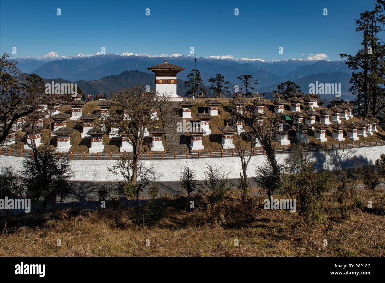 Stupas hi-res stock photography and images - Alamy