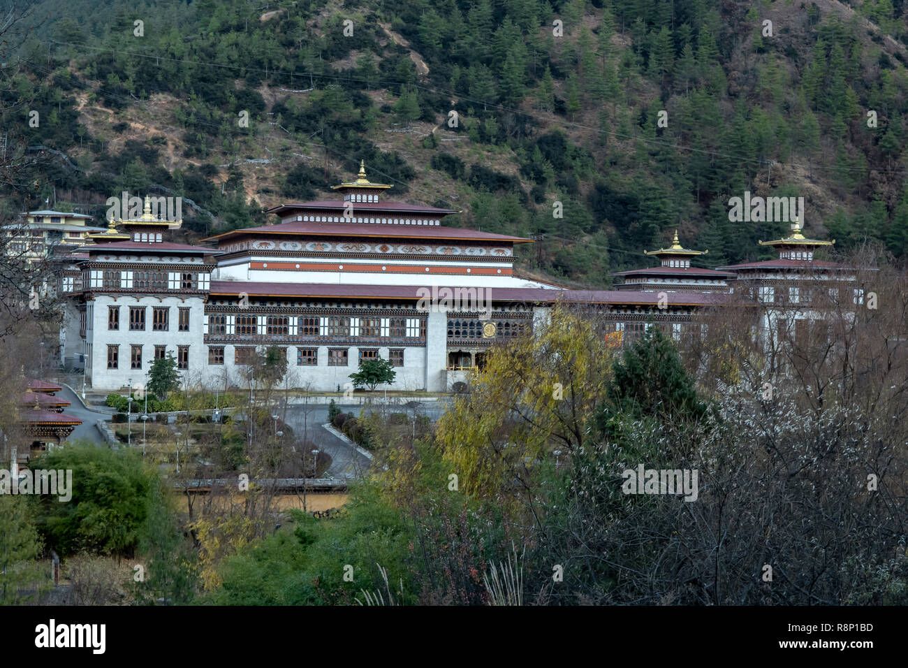 Bhutan building hi-res stock photography and images - Alamy