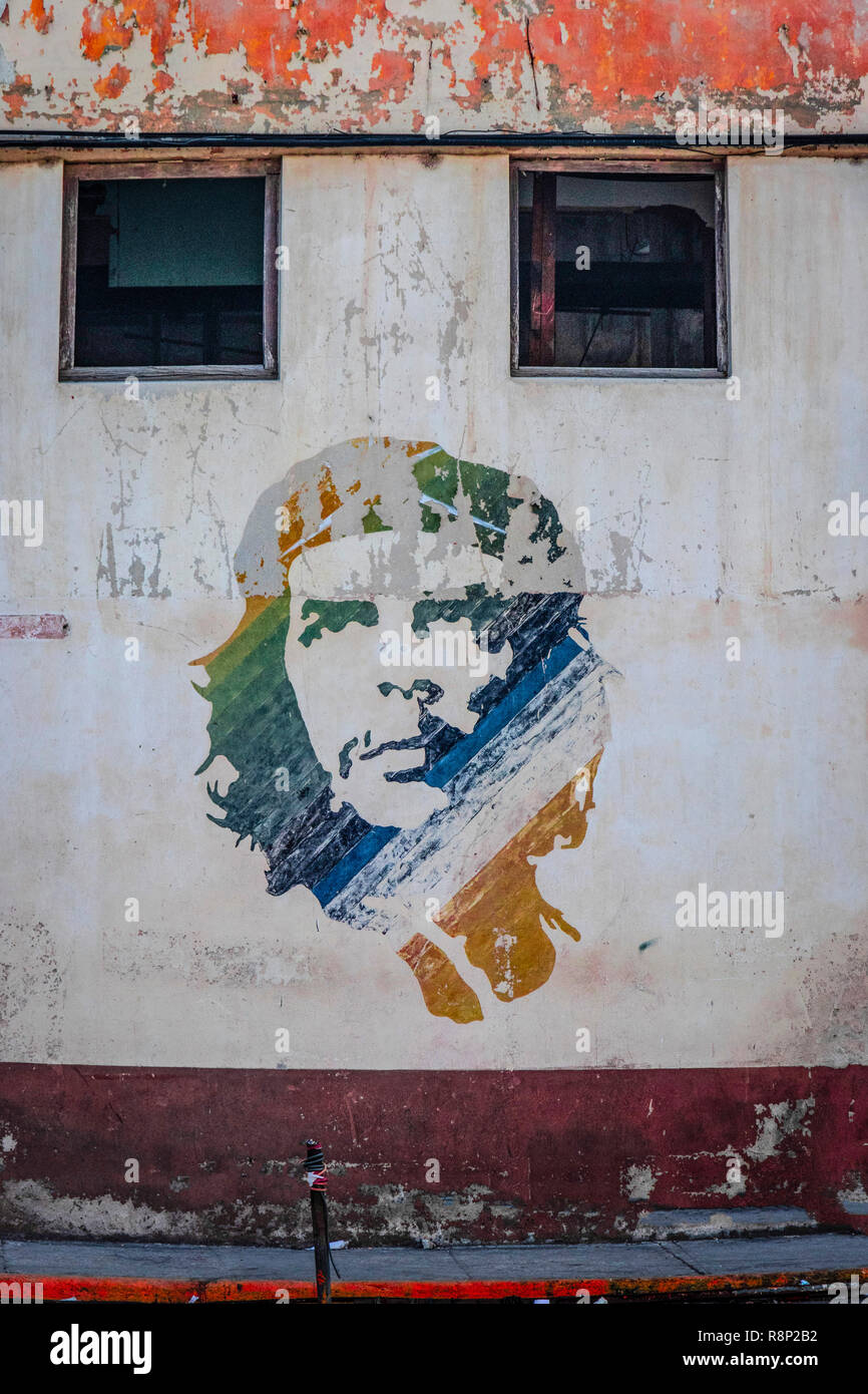 colourful stencil street art depicting Che Guevara in Havana Cuba Stock ...