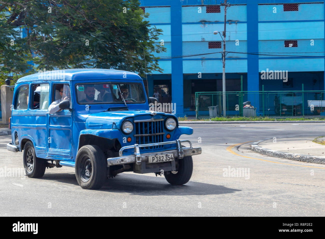 Beat up van hi-res stock photography and images - Alamy