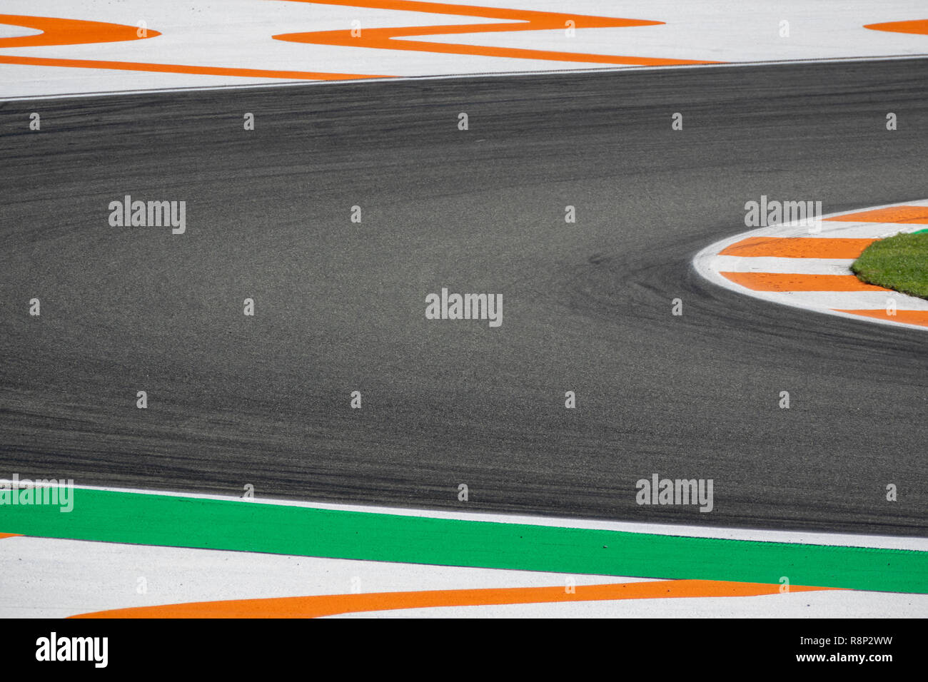 Grand prix racing circuit curve detailed view Stock Photo - Alamy