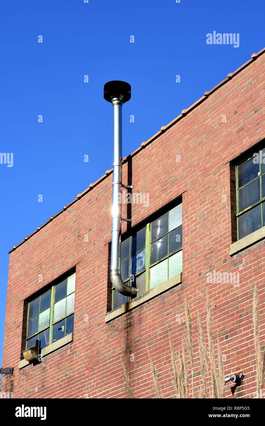 Pottery kiln chimney hi-res stock photography and images - Alamy