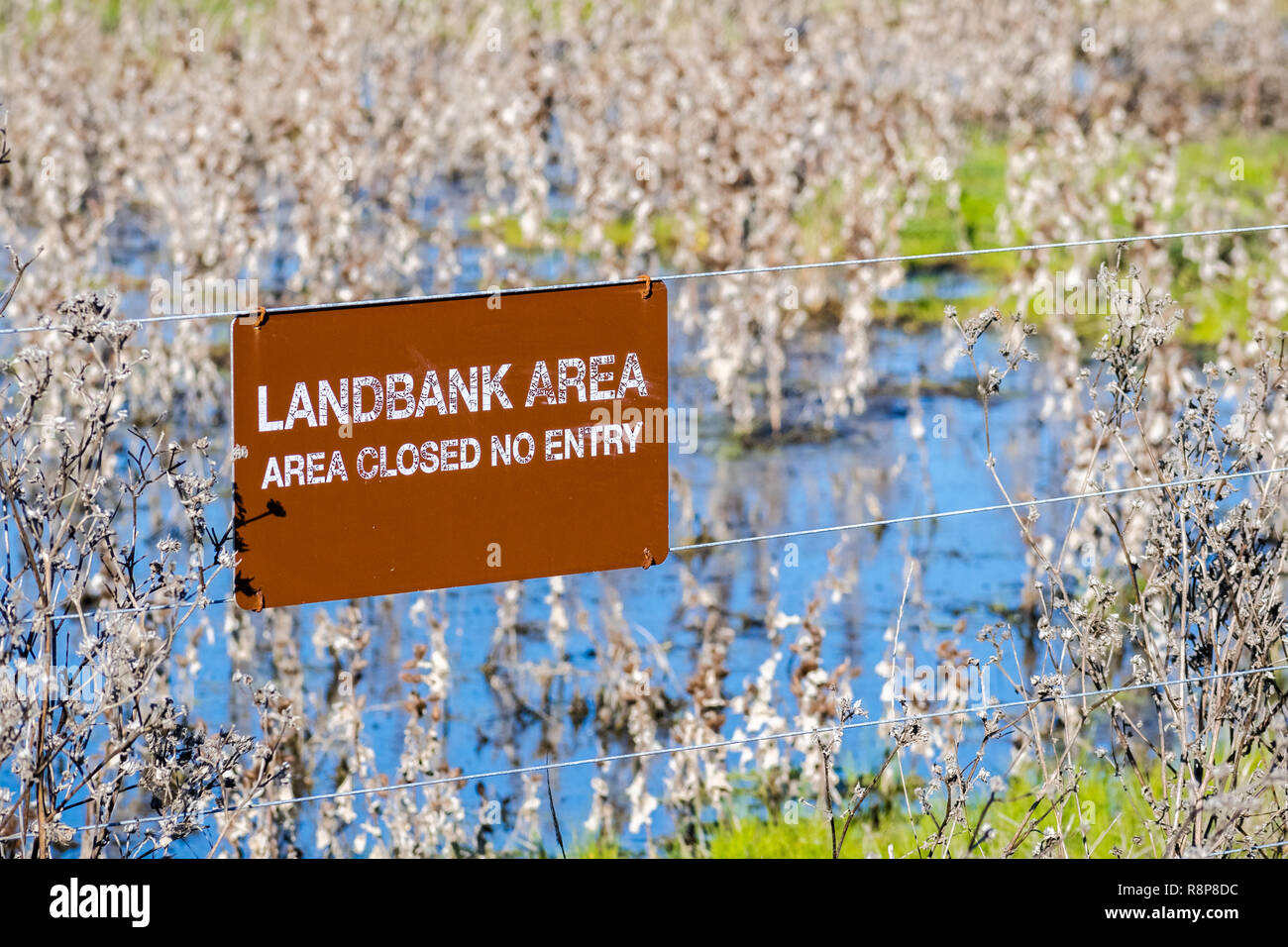 Fragile plants sign hi-res stock photography and images - Alamy
