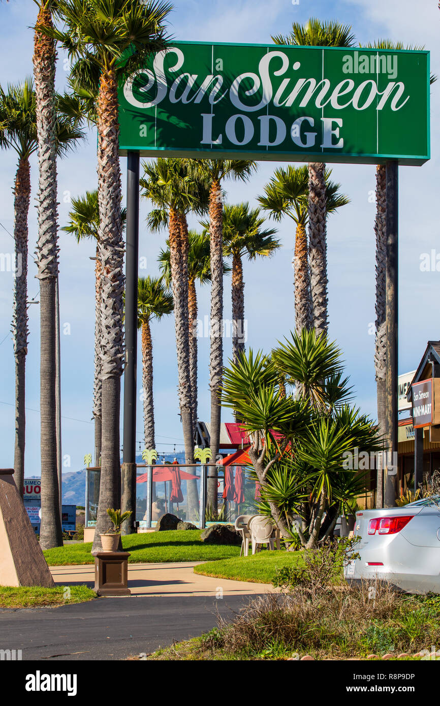 Lodge road sign hi-res stock photography and images - Alamy