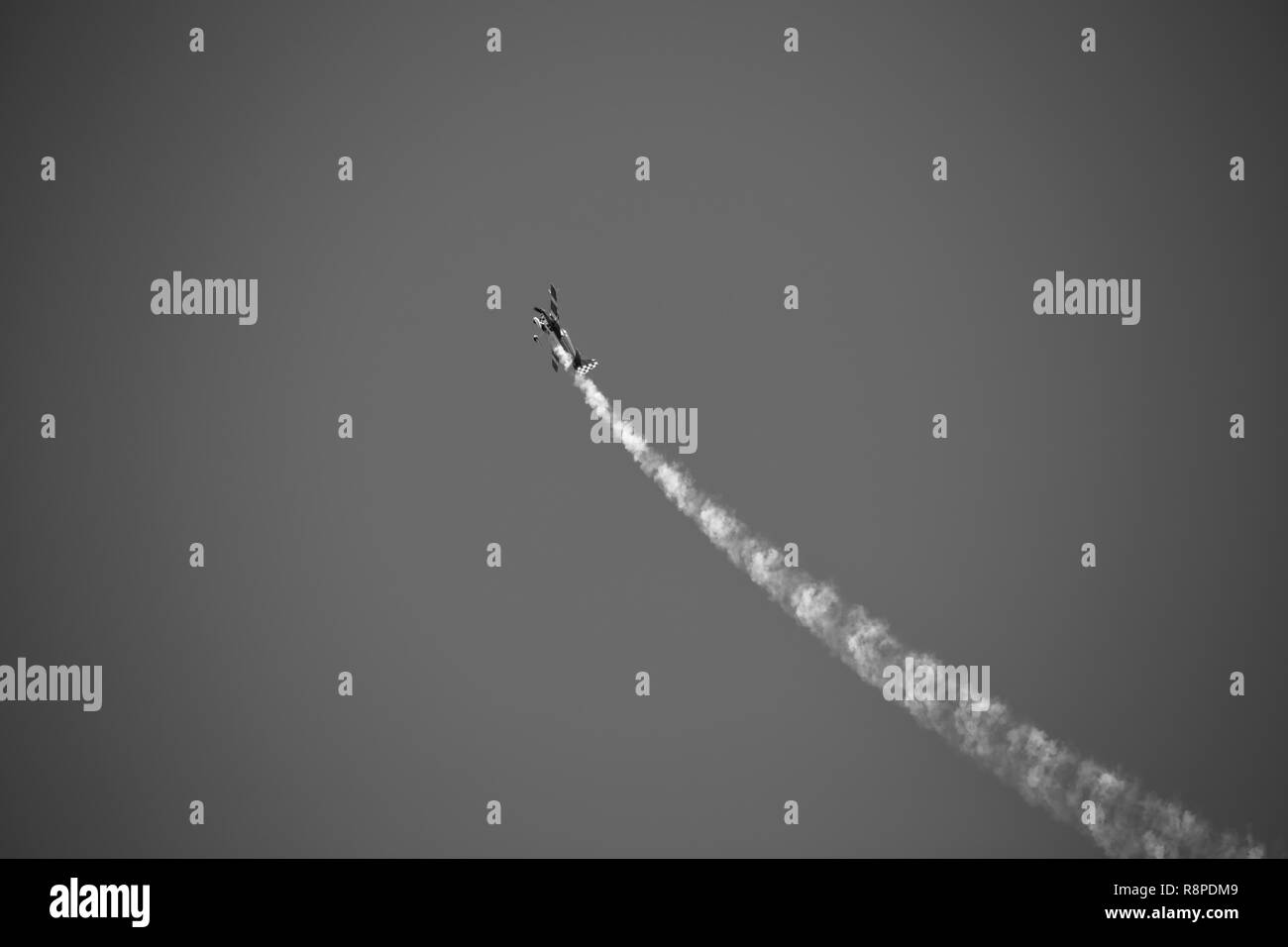 Aerial flight acrobatics hi-res stock photography and images - Alamy