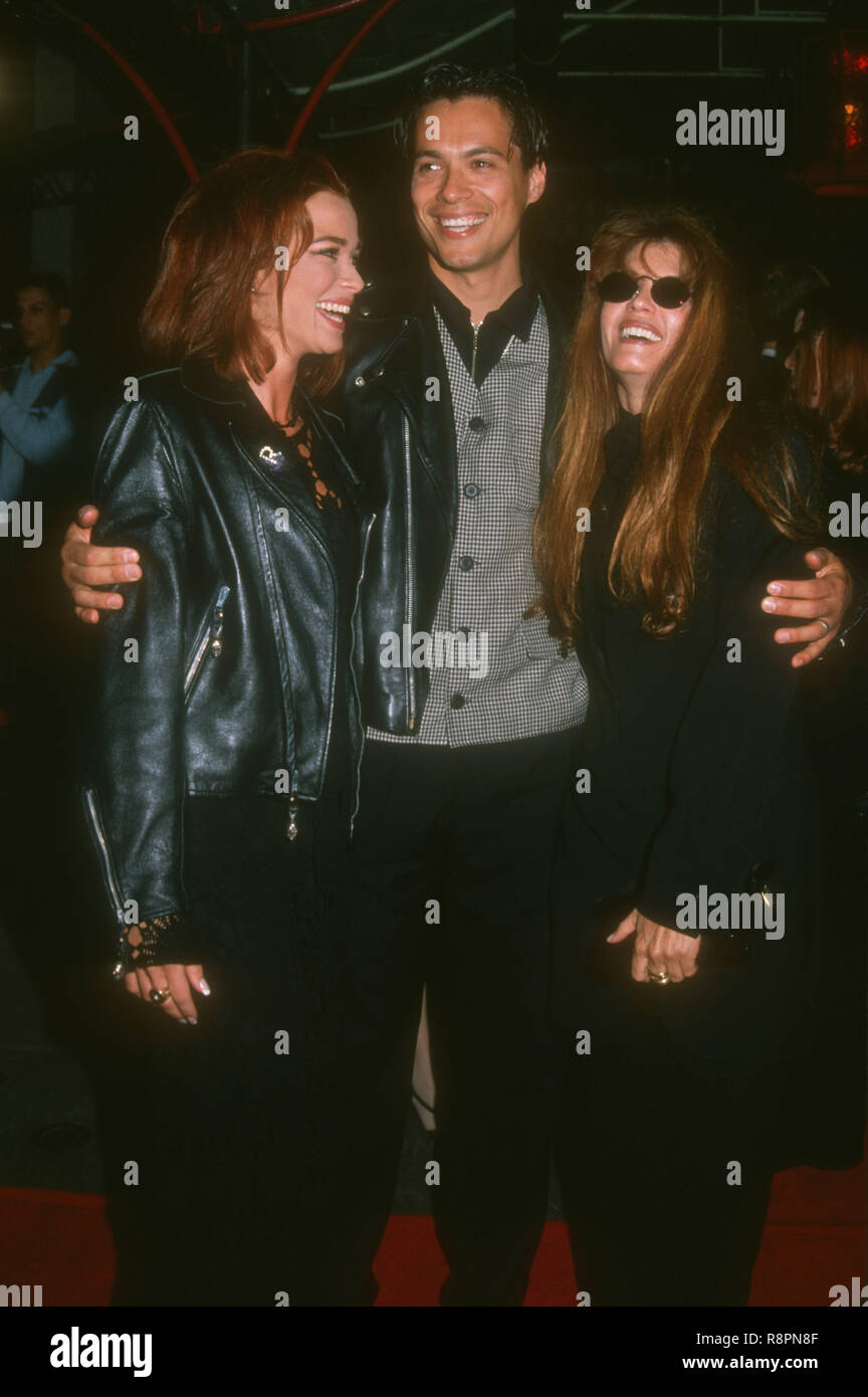 HOLLYWOOD, CA - APRIL 28: (L-R) Actress Lauren Holly, actor Danny Quinn ...
