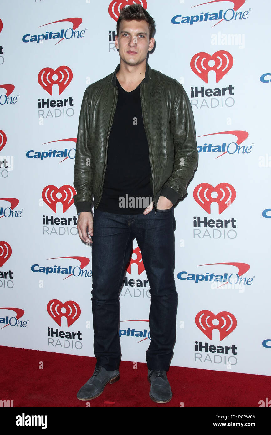 LAS VEGAS, NV, USA - SEPTEMBER 22: Scott Michael Foster in the press ...
