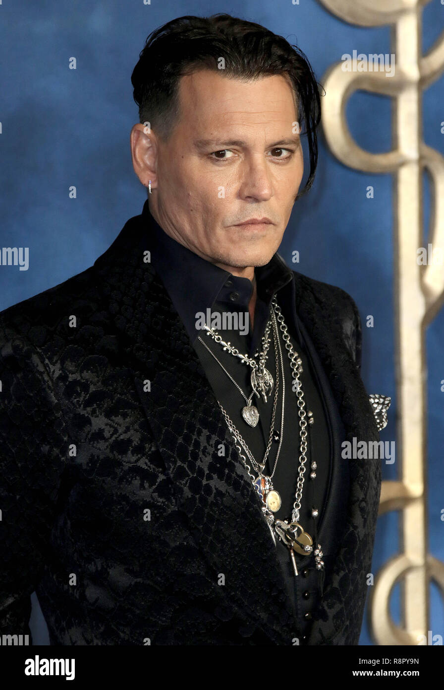 Nov 13, 2018 - Johnny Depp attending Fantastic Beasts: The Crimes Of ...