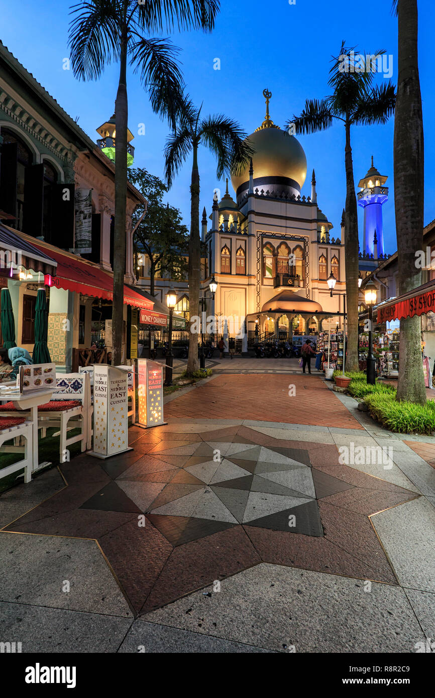 Muscat street hi-res stock photography and images - Alamy