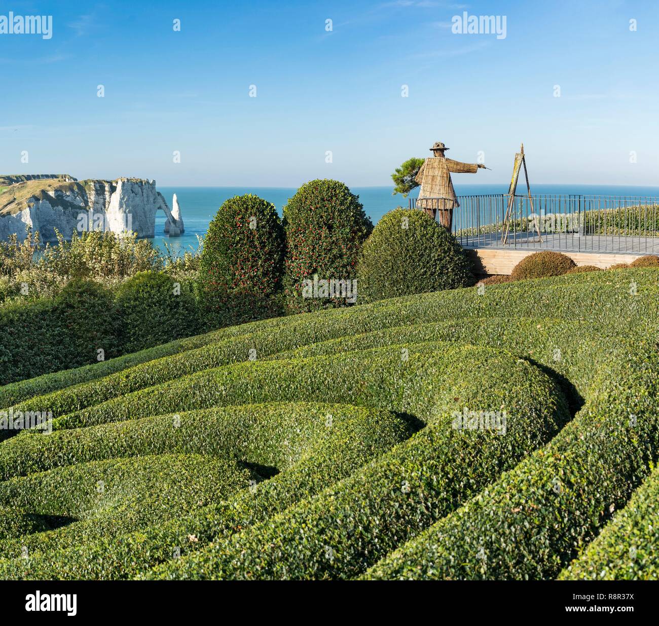 Etretat garden monet hi-res stock photography and images - Alamy