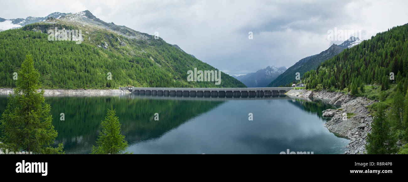 Daone hi-res stock photography and images - Alamy