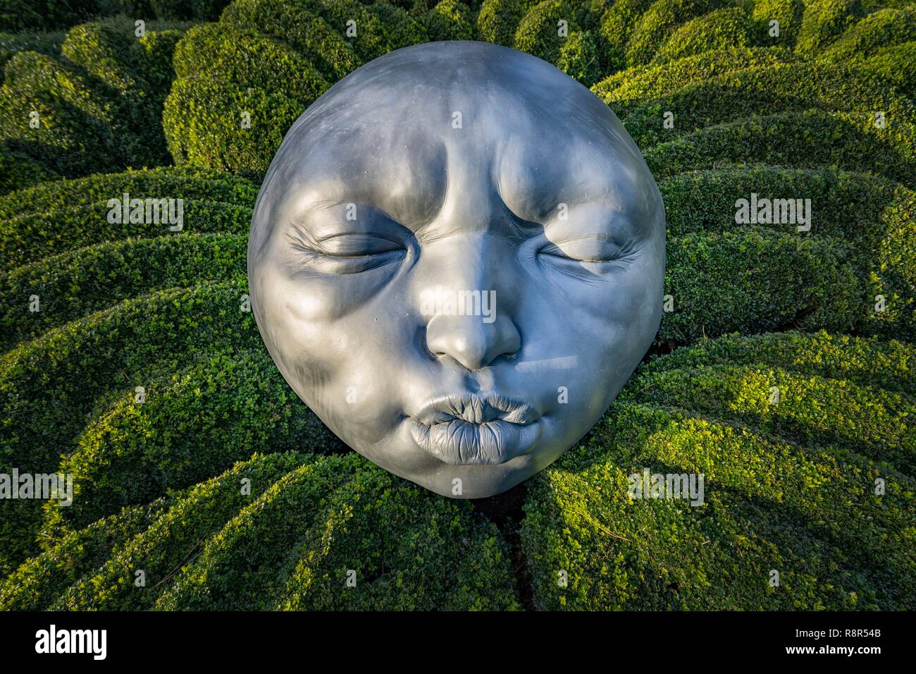 Rain etretat hi-res stock photography and images - Alamy
