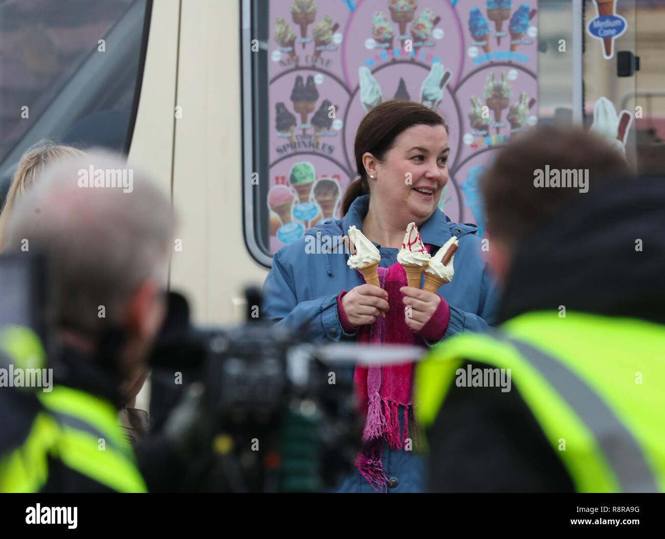 Patti Clare (Mary Taylor) and David Neilson (Roy Cropper) filming ...