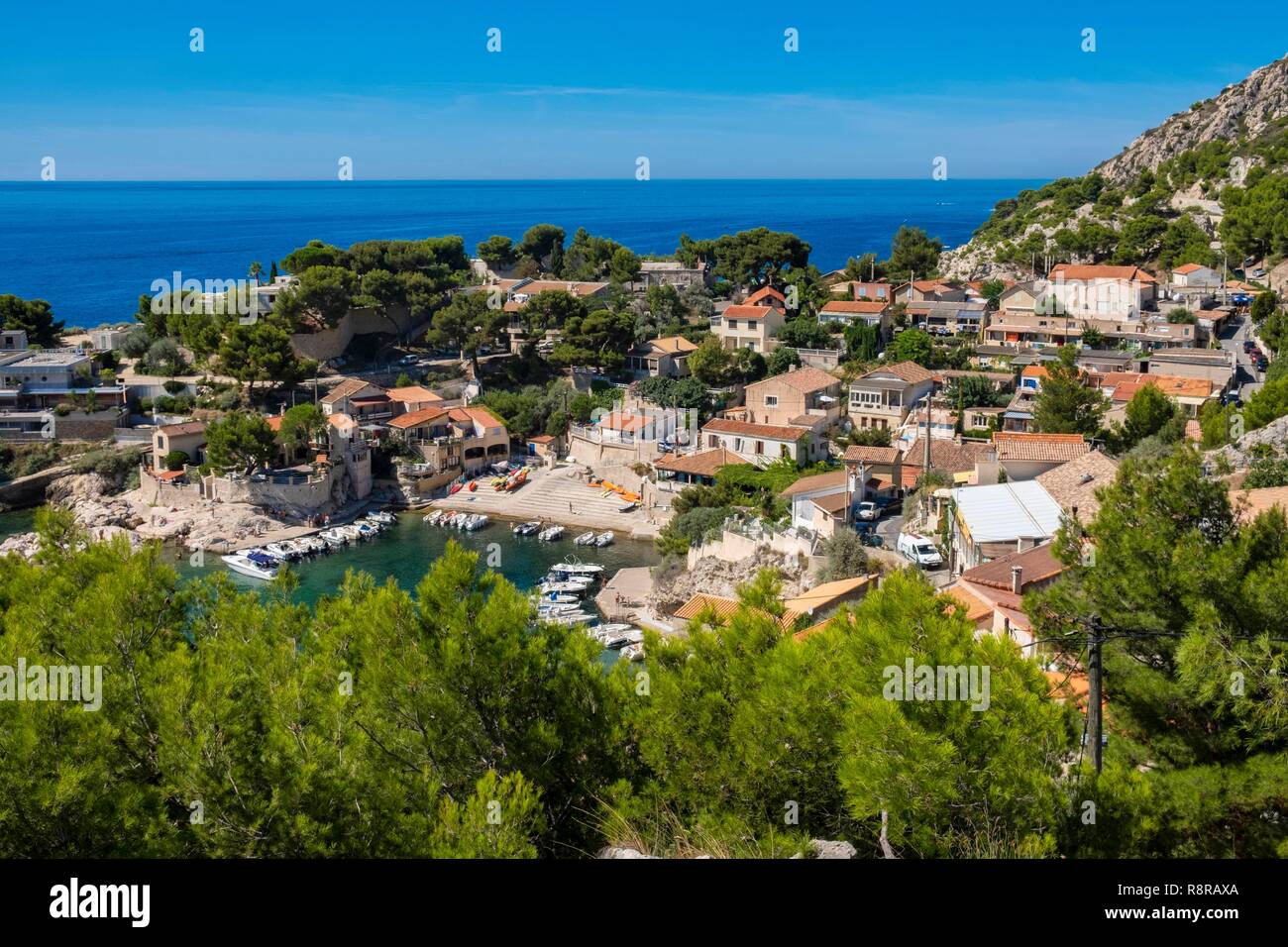 Calanque de niolon hi-res stock photography and images - Alamy