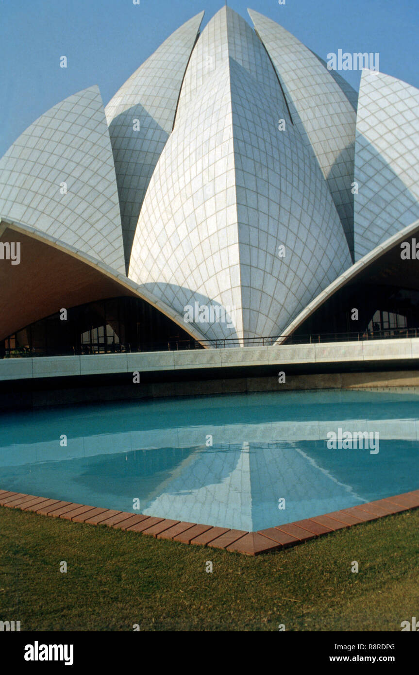 Bahai Lotus Temple, Delhi, India Stock Photo - Alamy