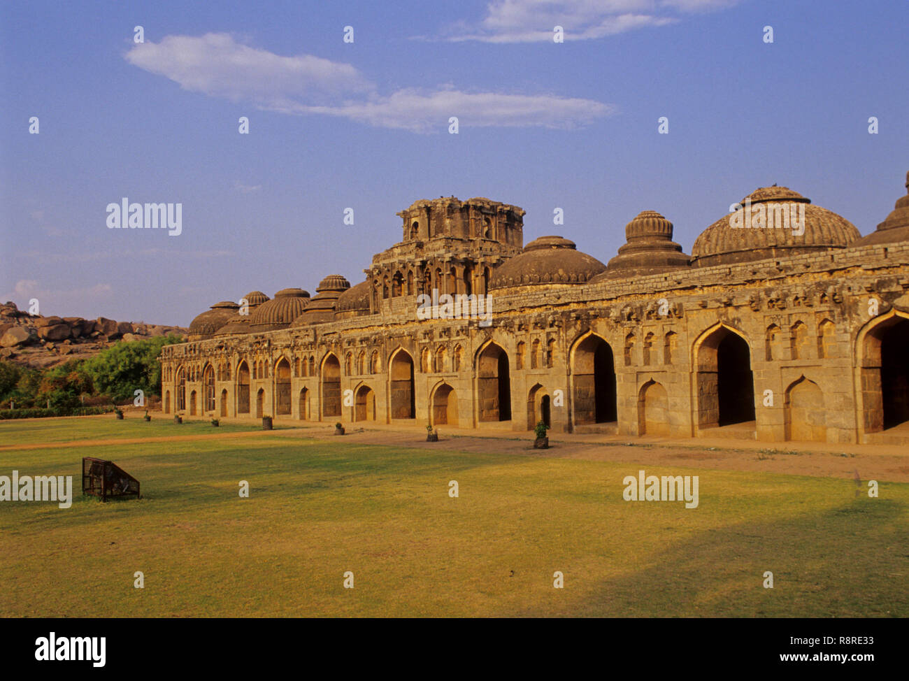 Elephant Stables (15-16c), Hampi, hospet, karnataka, india Stock Photo ...