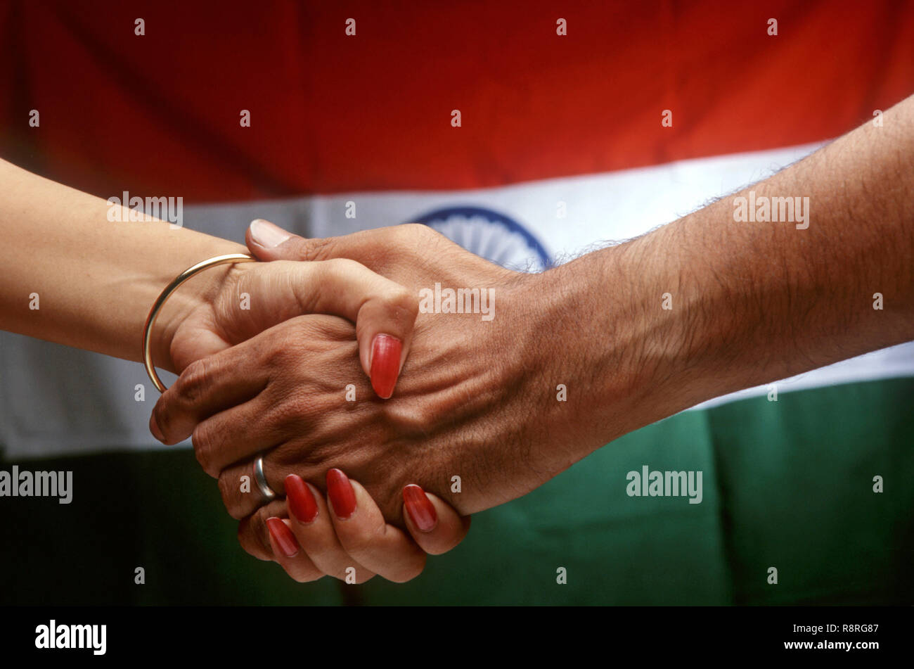 Handshake india hi-res stock photography and images - Alamy