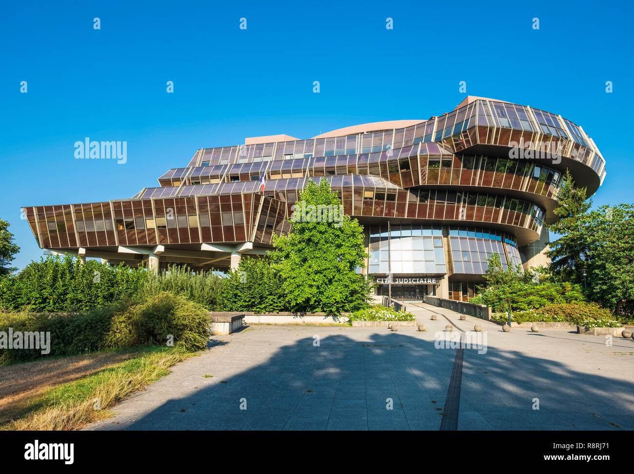 1982 building hi-res stock photography and images - Alamy