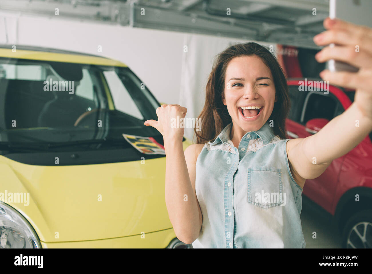 Car selfie driver hi-res stock photography and images - Alamy