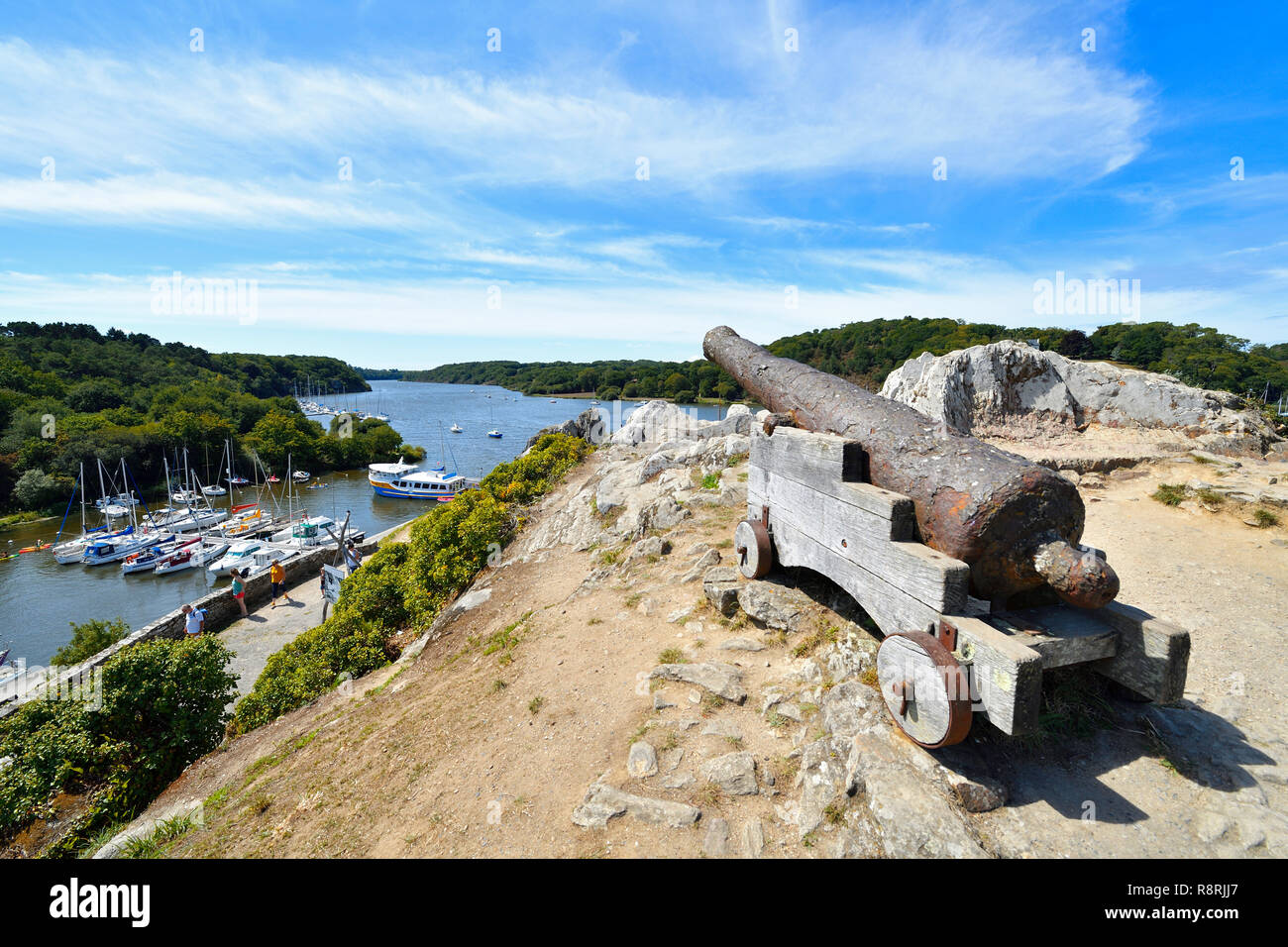 Boat water cannons hi-res stock photography and images - Alamy