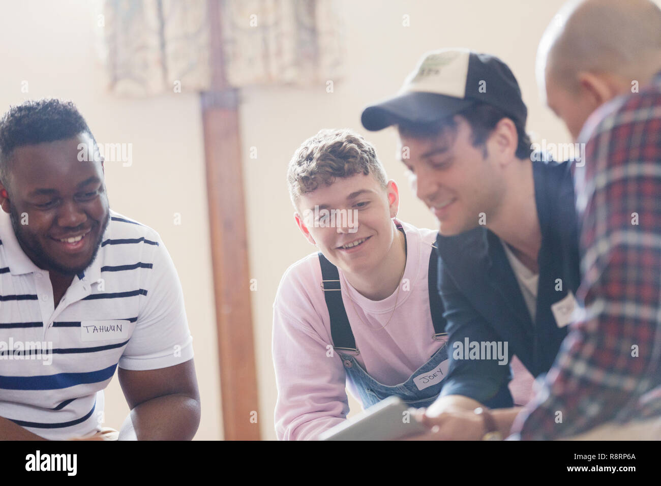 Mens counseling hi-res stock photography and images - Alamy