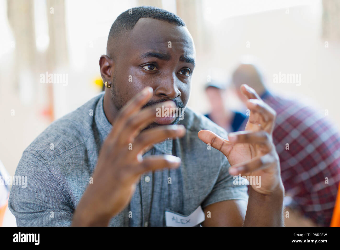 Talking serious listening hi-res stock photography and images - Alamy