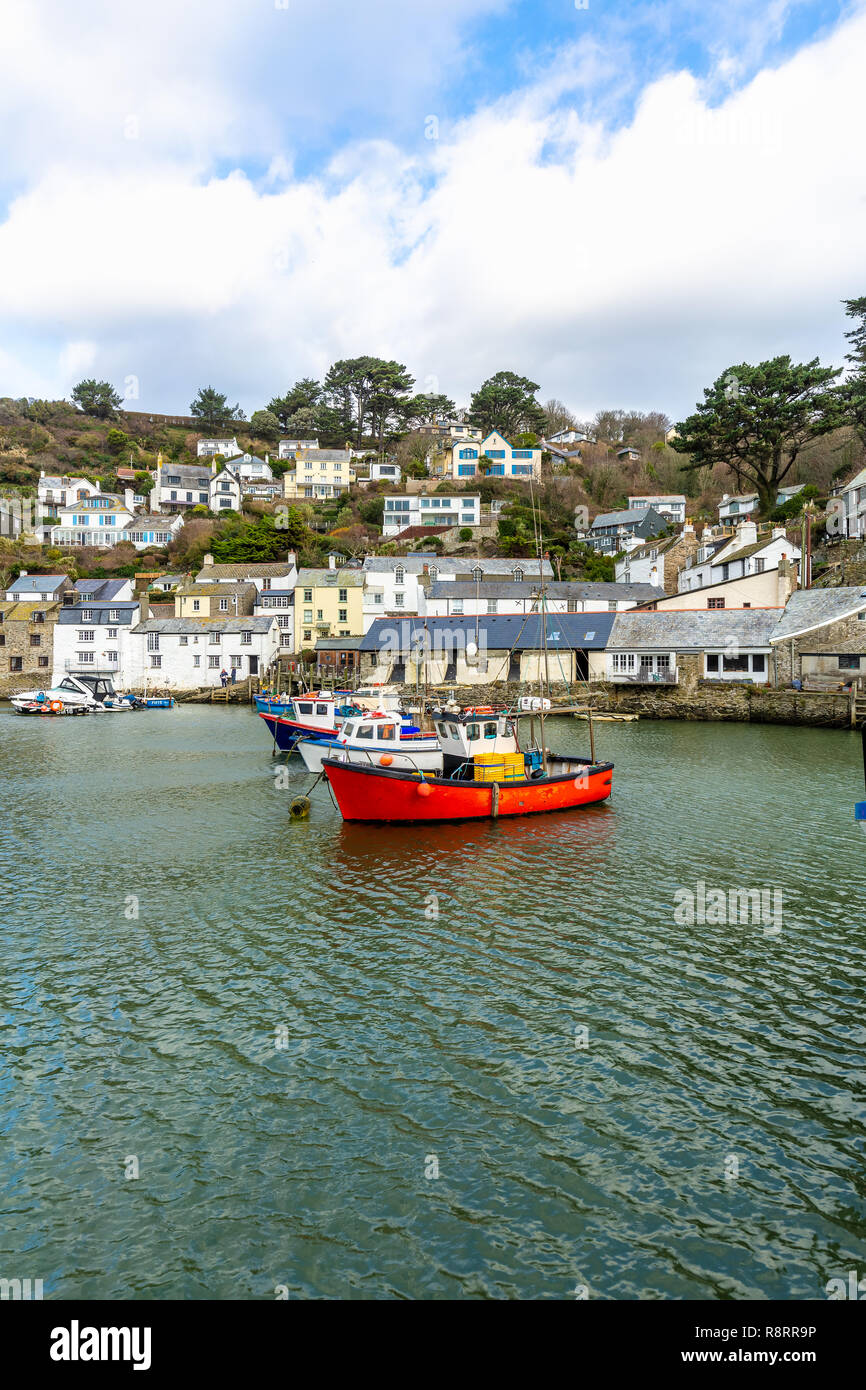 View over the historic and quaint Polperro Harbour in Cornwall, with ...