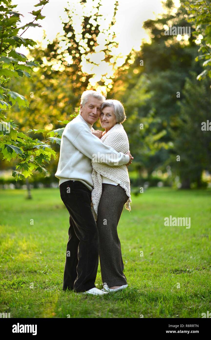 Senior pair hi-res stock photography and images - Alamy