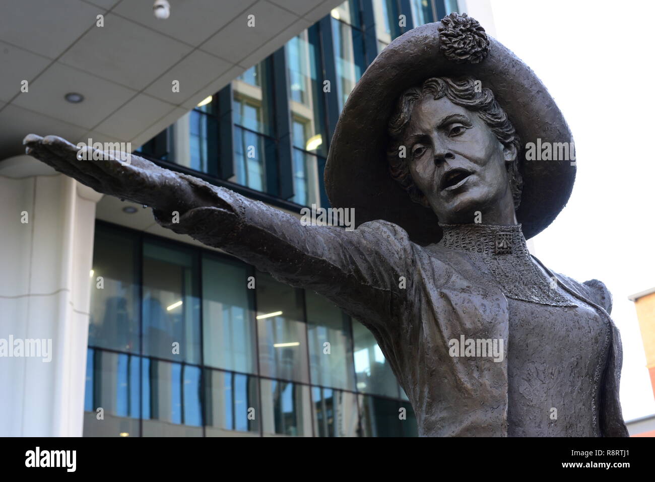 Emmeline pankhurst statue in manchester city centre hi-res stock ...