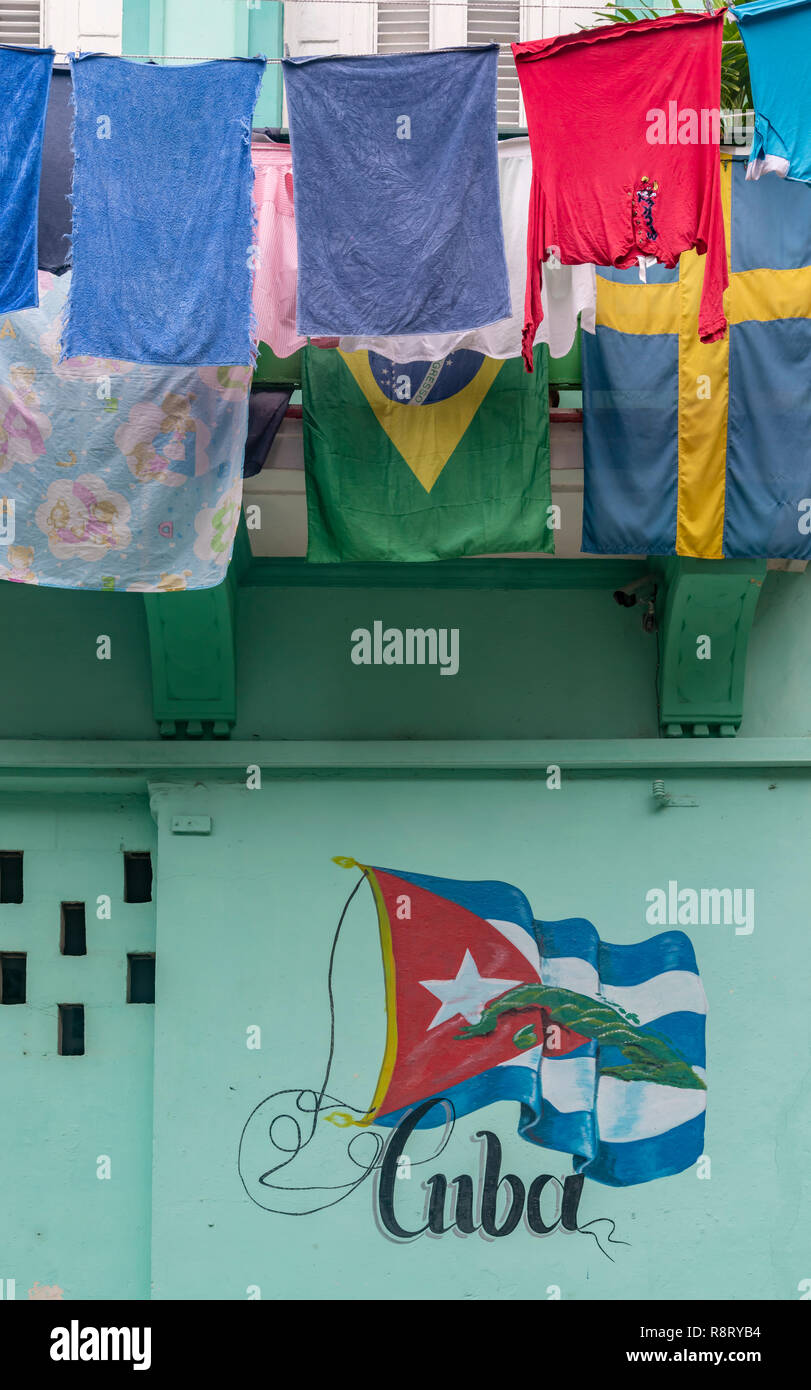 Row of washing hi-res stock photography and images - Alamy