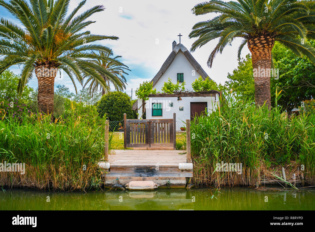 Albufera barraca hi-res stock photography and images - Alamy