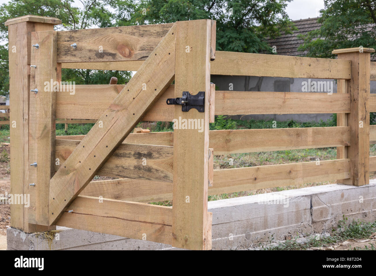 Ranch style house color hi-res stock photography and images - Alamy