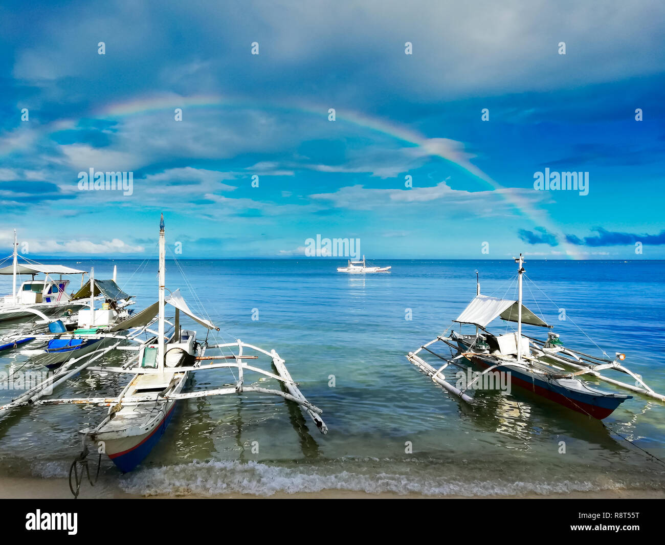 Philippines islands sea hi-res stock photography and images - Alamy