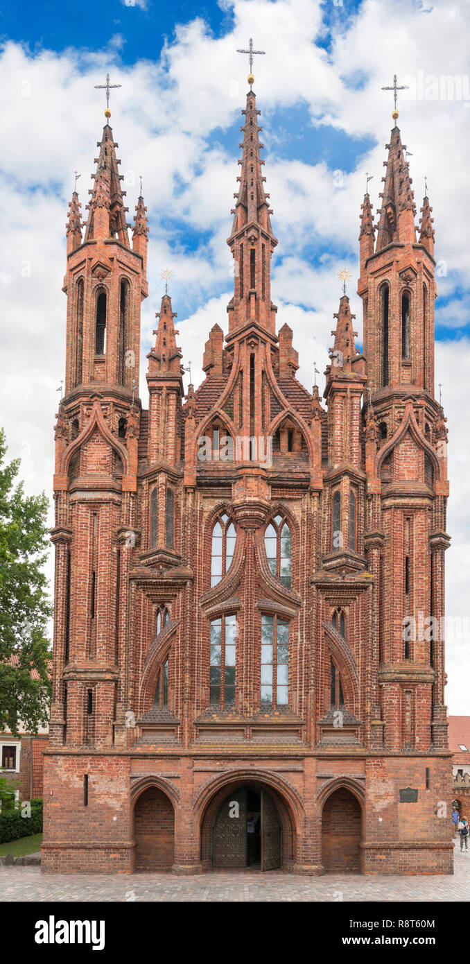 St Anne's Church, Vilnius, Lithuania Stock Photo - Alamy