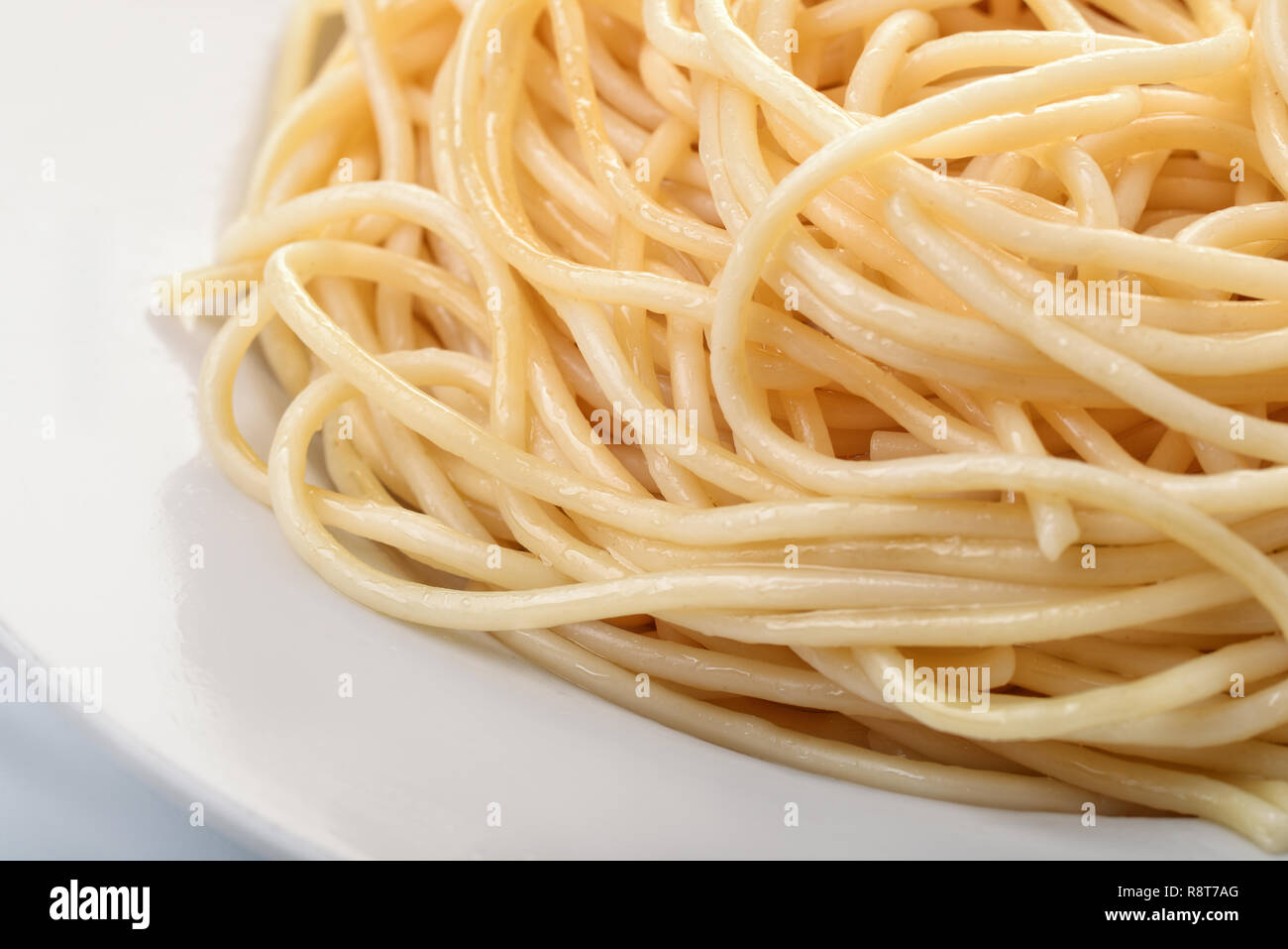 Close up yellow long spaghetti hi-res stock photography and images - Alamy