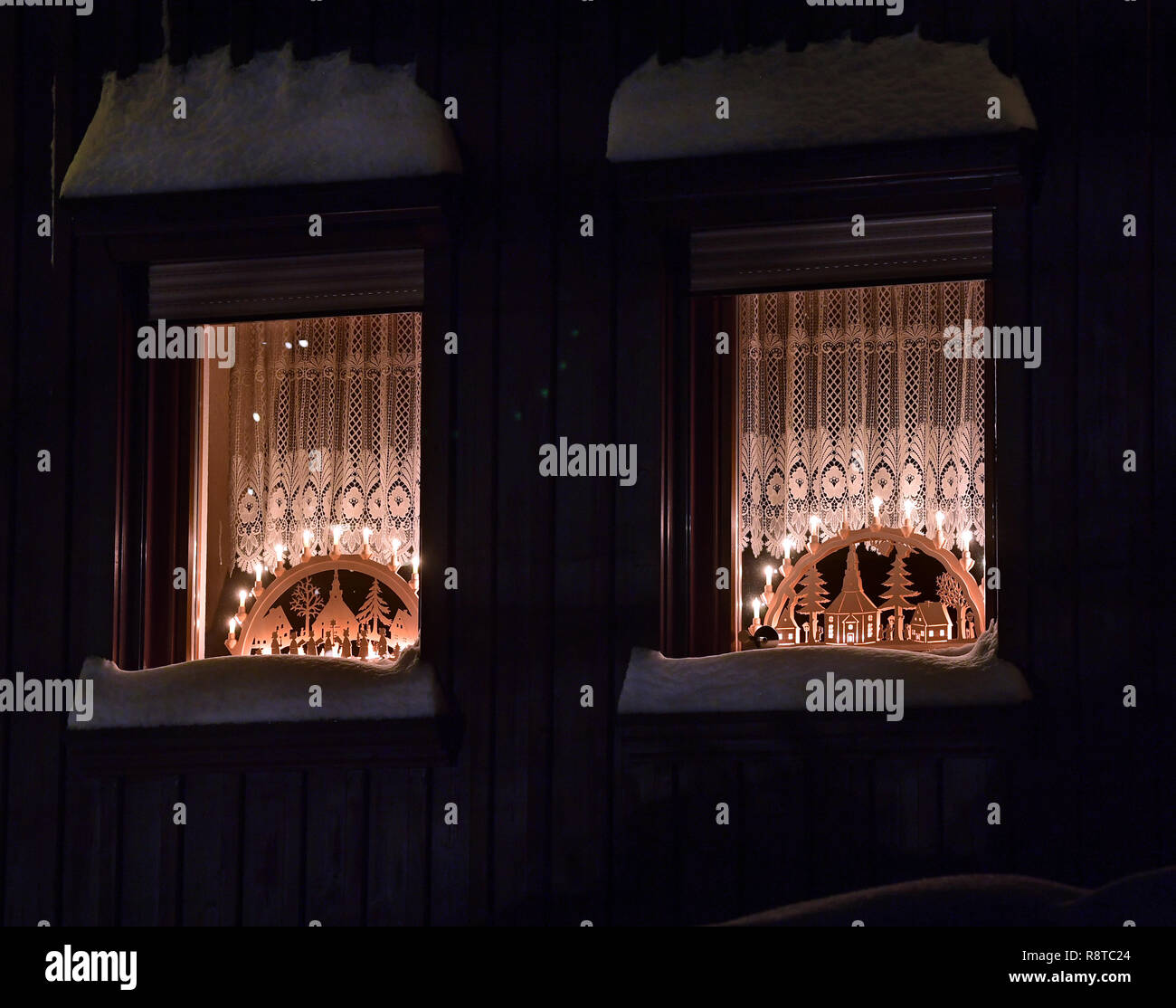 Seiffen, Germany. 15th Dec, 2018. Candle arches with the motive of the ...