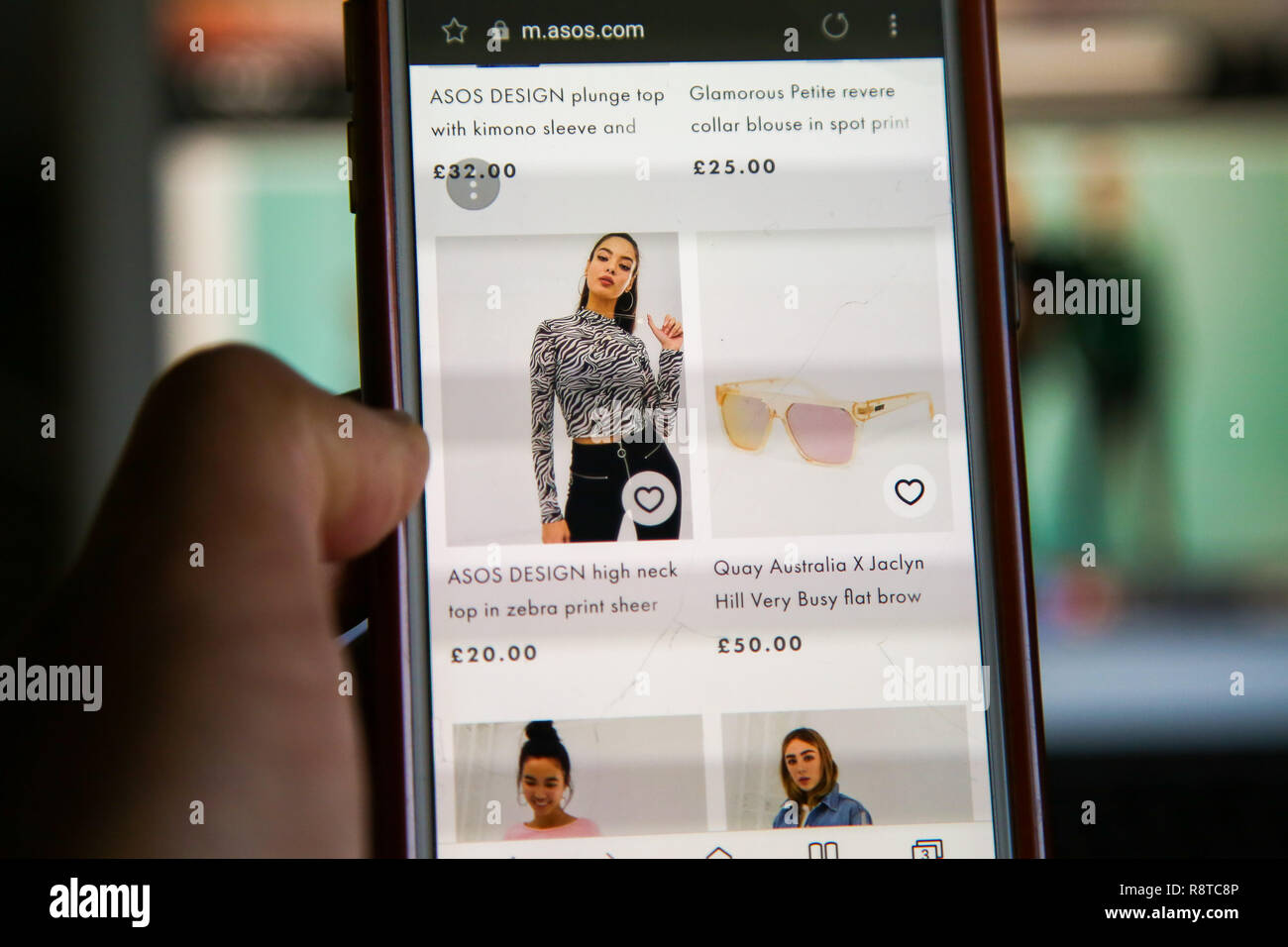 Asos website hi-res stock photography and images - Alamy