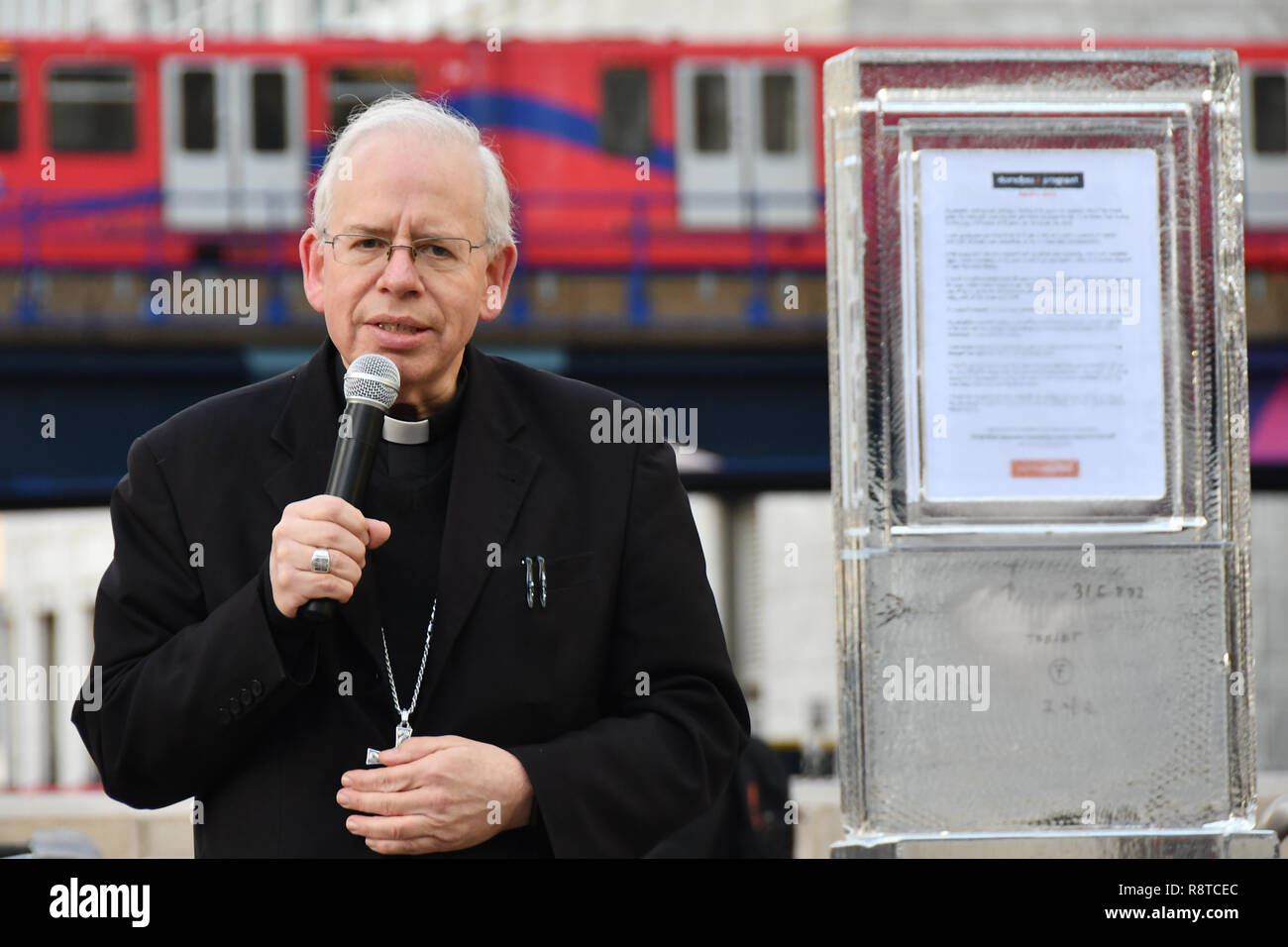 London, UK. 17th Dec, 2018. Speaker Rt Revd Paul Hendricks at Penny ...