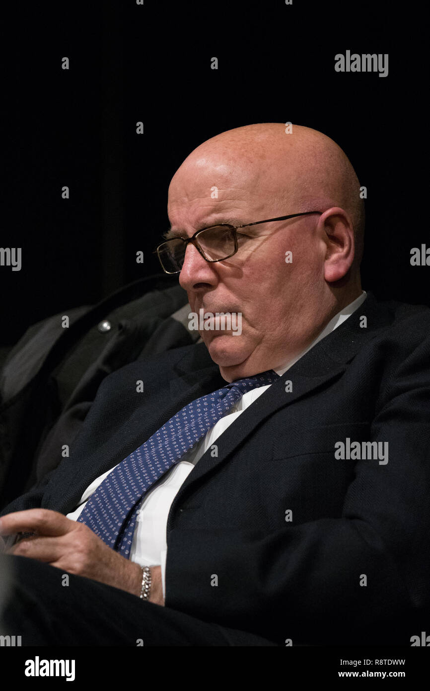 Mario oliverio hi-res stock photography and images - Alamy