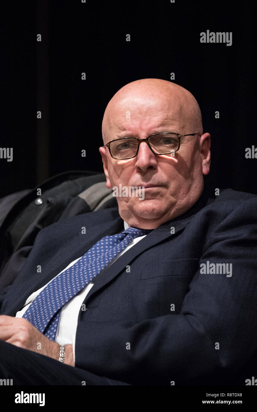 Mario oliverio hi-res stock photography and images - Alamy