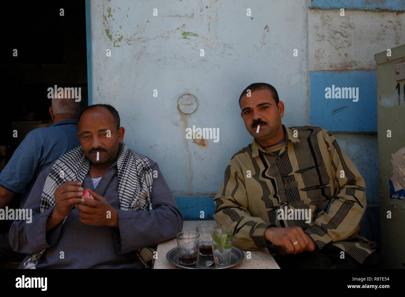 Egyptian men in country hi-res stock photography and images - Alamy