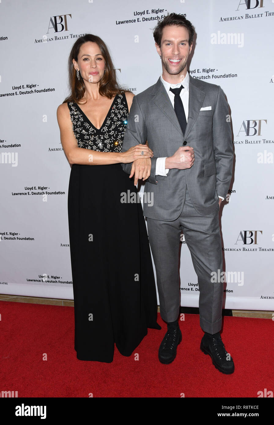 Jennifer whiteside hi-res stock photography and images - Alamy