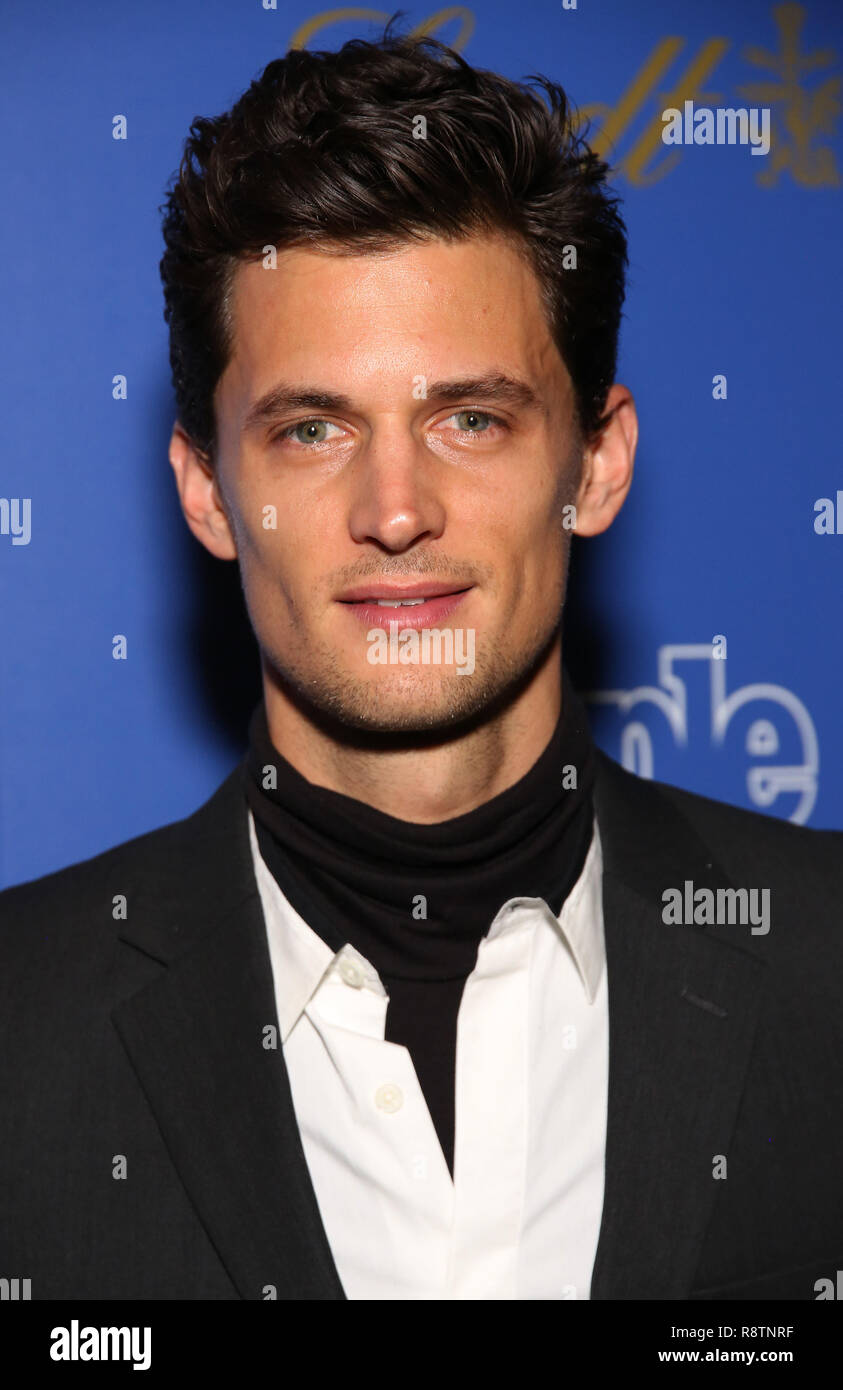 Walter neff hi-res stock photography and images - Alamy