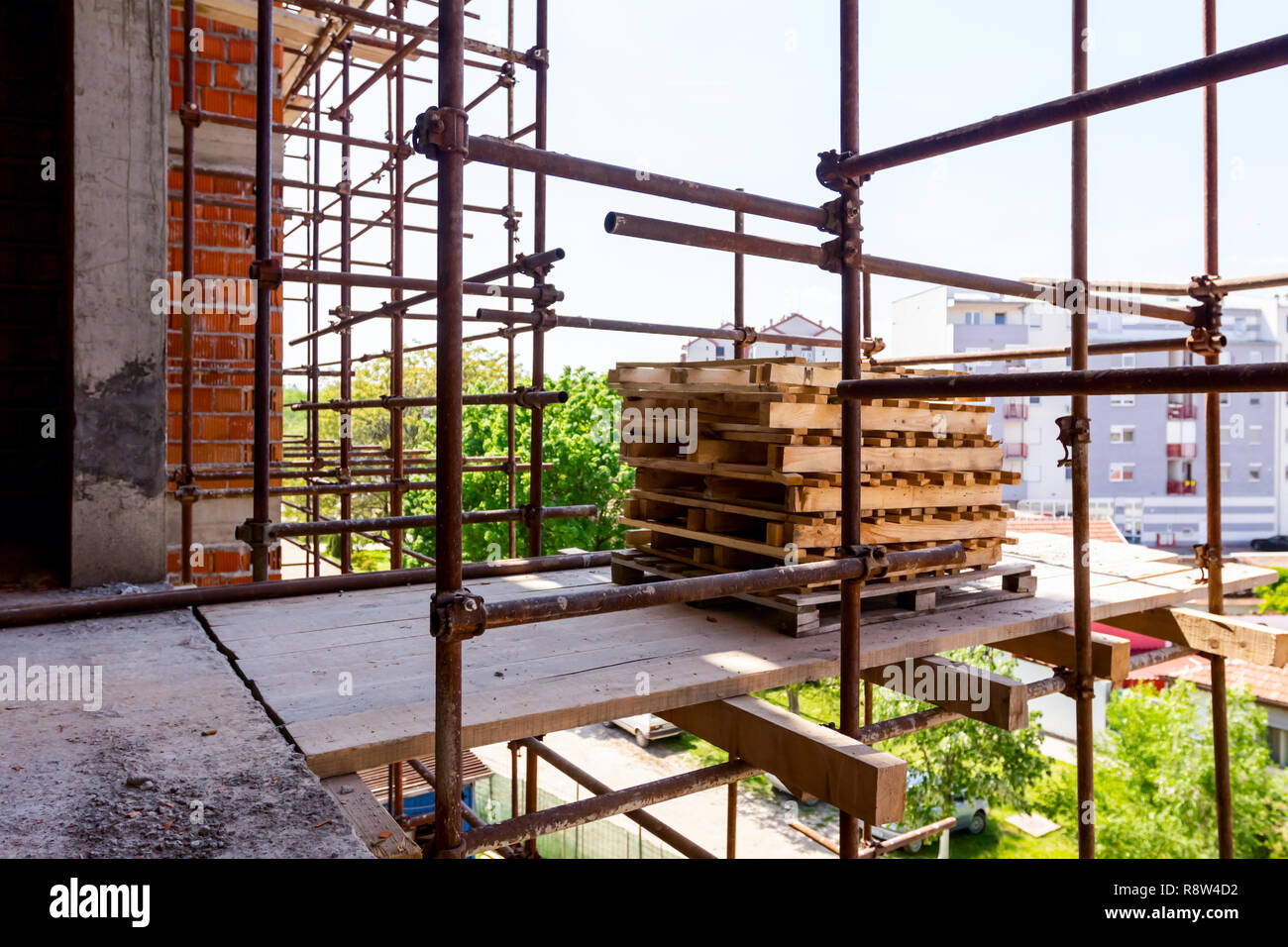 Construction scaffolding storage hi-res stock photography and images ...