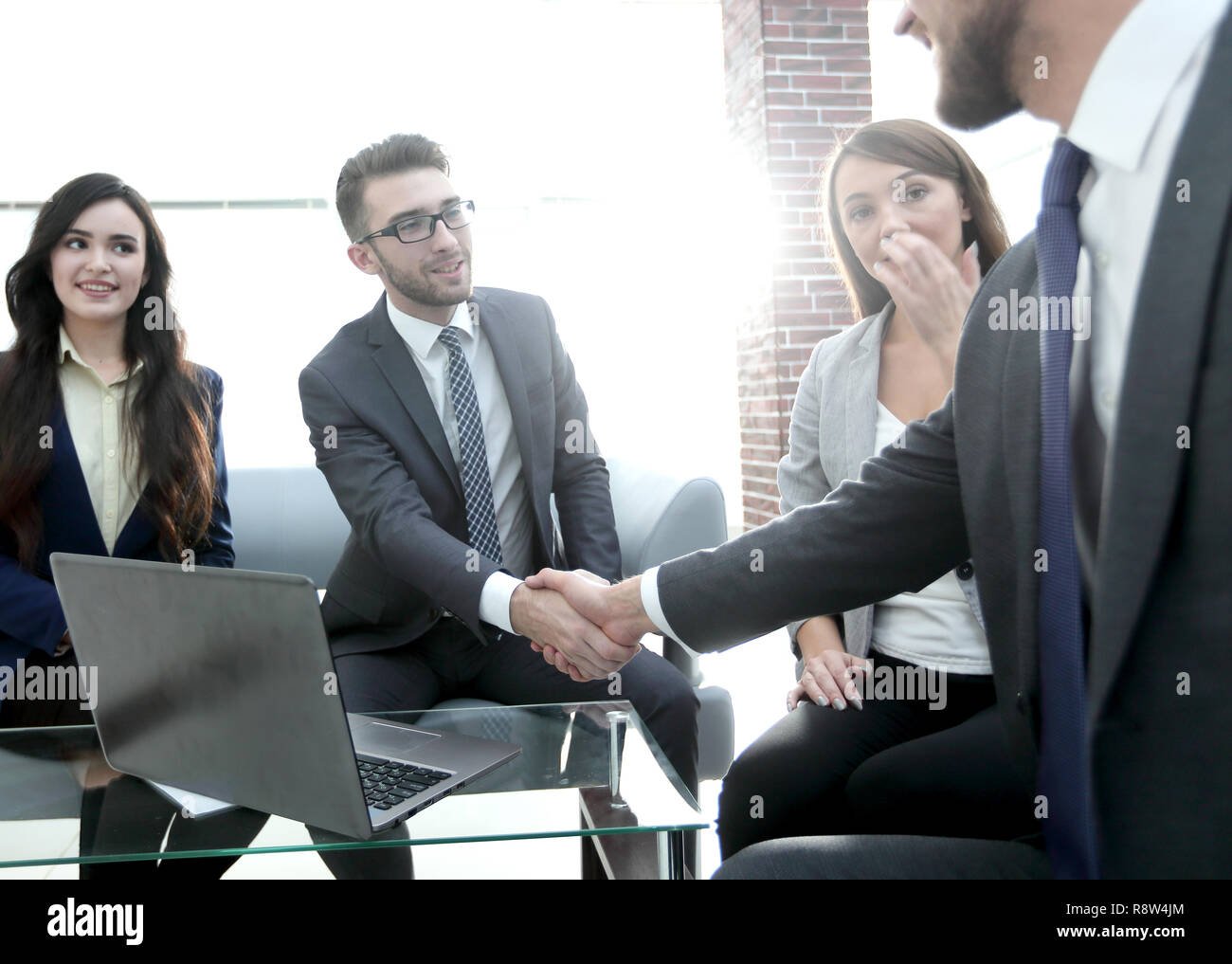 Wotking together hi-res stock photography and images - Alamy